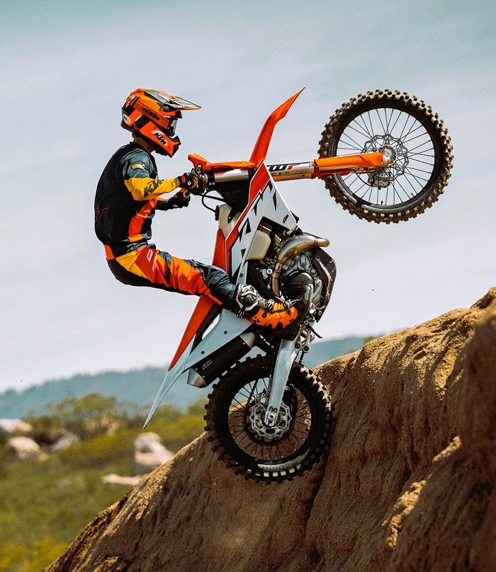 Best Dirt Bikes For Tall And Big Riders 5 Top Recommendations Best Dirt Bikes For Tall And Big Riders 5 Top Recommendations